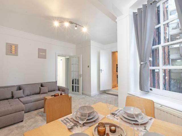 Scott Ellis Gardens, London NW8, 3 bed flat to rent, £4,000 pcm | PrimeLocation