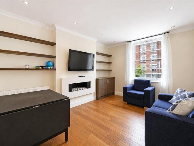 Scott Ellis Gardens, St Johns Wood. 2 bed flat to rent £2,600 pcm £600 pw
