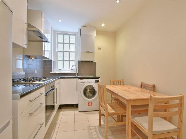 Scott Ellis Gardens, St Johns Wood NW8, 2 bed flat to rent, £2,600 pcm | PrimeLocation