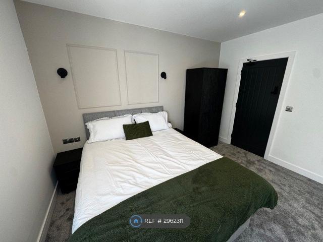 Scott Lidgett Road, Stoke On Trent ST6, Room to rent, £595 pcm | PrimeLocation