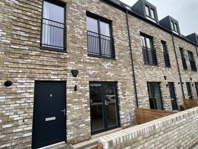 Scottish Government, Victoria Quay, North Leith, City of Edinburgh, EH6 6LS, United Kingdom | 1 bed apartment for rent #136749128 | Rentberry