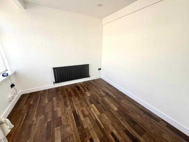 Scotts Road, Southall 3 bed terraced house to rent £2,600 pcm £600 pw