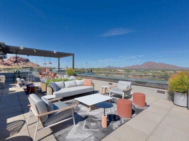 Scottsdale Entrada Apartments 2 Bedroom Apartment for Rent at 6460 E Mcdowell Rd, Scottsdale, AZ 85257