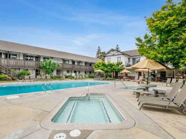 Scottsmen Apartments 2 Bedroom Apartment for Rent at 2777 Willow Ave, Clovis, CA 93612