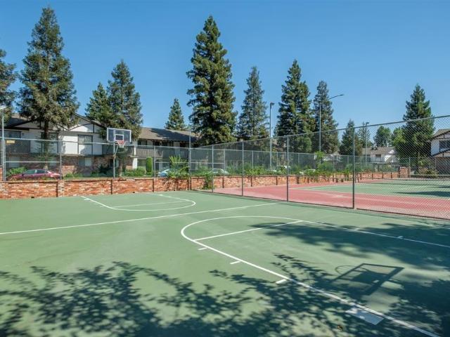 Scottsmen Too Apartments 1 Bedroom Apartment for Rent at 55 W Bullard Ave, Clovis, CA 93612