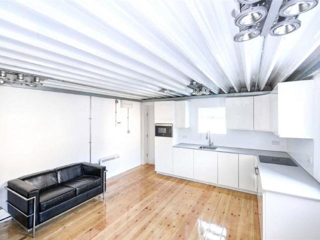Scout Way, Mill Hill, London, NW7 1 bed apartment to rent £1,550 pcm £358 pw