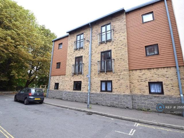 Scoles Green, Norwich, NR1 2 bed flat to rent £1,095 pcm £253 pw