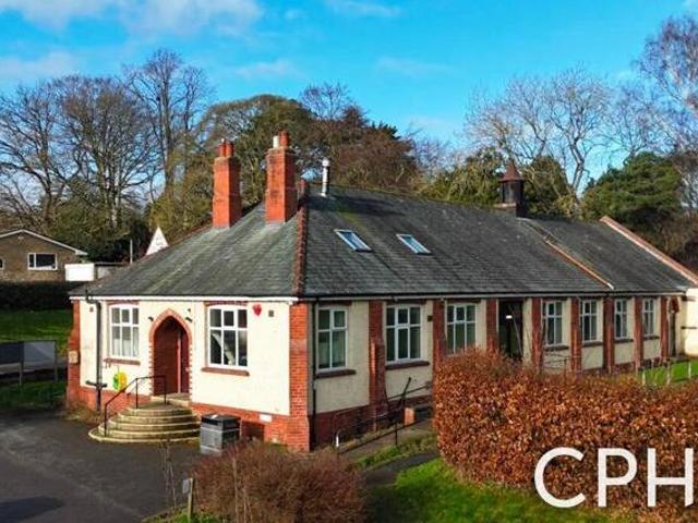 Scalby Road, Scalby, Character Property For