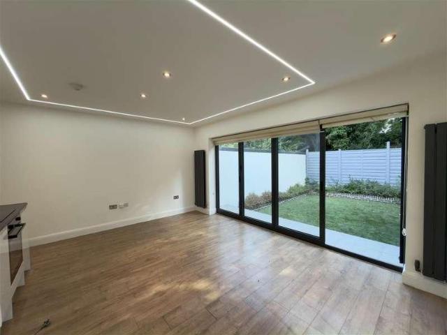 Scarborough Road, London, N4