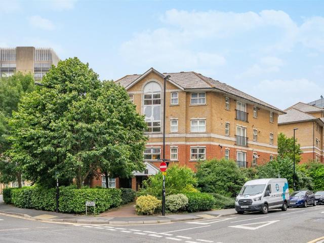 Scarbrook Road, Croydon CR0, 1 bed flat to rent, £1,400 pcm | PrimeLocation