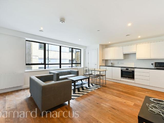 Scarbrook Road, Croydon CR0, 2 bed flat to rent, £1,450 pcm | PrimeLocation