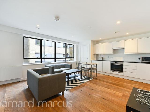 Scarbrook Road, CROYDON 2 bed flat to rent £1,450 pcm £335 pw