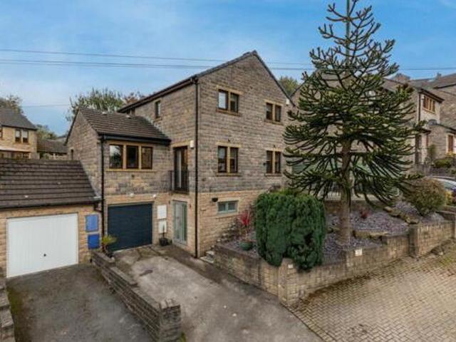 Scarhouse Lane, Golcar, 3 Bedroom Semi detached