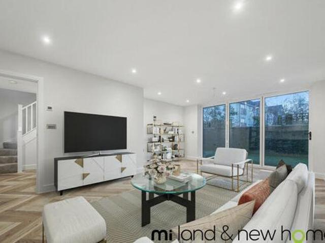Scarlet Oaks, Oakwood, 3 Bedroom End