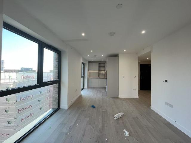 Scarlet Court, Damsel Grove, London, London N4, 1 bed flat to rent, £2,350 pcm | PrimeLocation