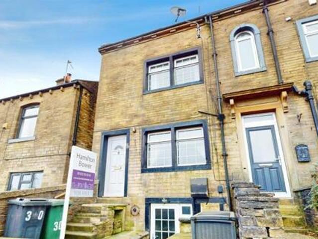 Scarlet Heights, Queensbury, 2 Bedroom End