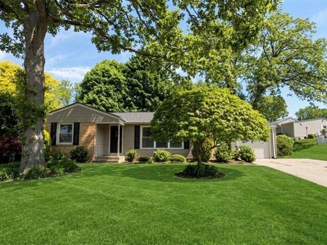 Scenic Dr, Cranston, Home For Sale