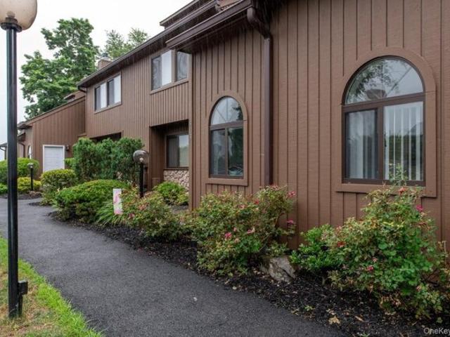 Scenic Ln, Poughkeepsie, Condo For Sale