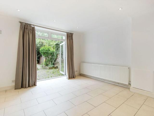 Schubert Road, East Putney, London SW15, 5 bed flat to rent, £7,500 pcm | PrimeLocation