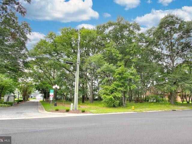 Schumaker Dr, Salisbury, MD 21804