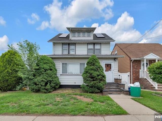 Schuyler Ave, North Arlington, Home For Sale