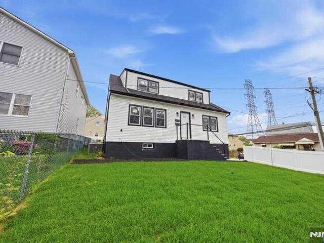 Schuyler Ave, North Arlington, Home For Sale