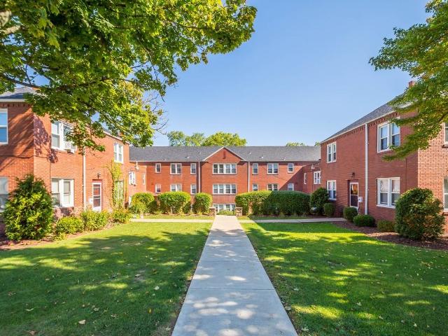 SCH Southcrest Heights Apartments 1 Bedroom Apartment for Rent at 15226 Southcrest Heights Apartments SCH, Pittsburgh, PA 15226 Brookline