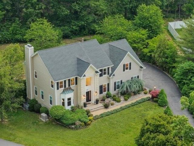 Scheurman Ter, Green Brook, Home For Sale
