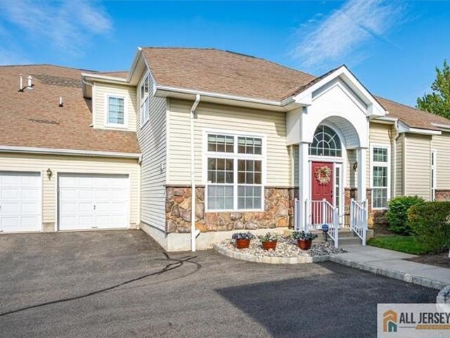 Schindler Dr S, South Brunswick, Condo For Sale