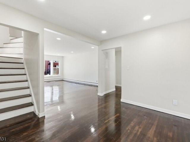 Schley St, Newark, Home For Sale