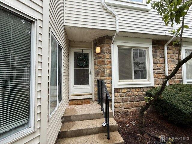 Schmidt Ln, North Brunswick, Home For Sale