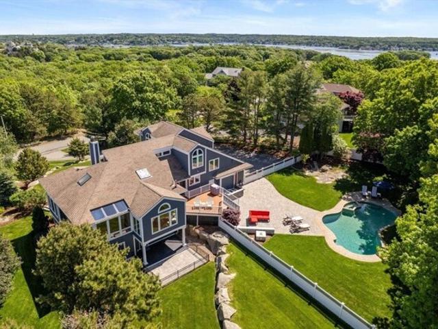Schooner Rdg, Gloucester, Home For Sale