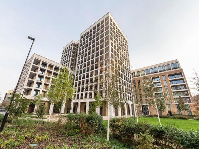 Schooner Road, London E16 1 bed flat to rent £2,000 pcm £462 pw