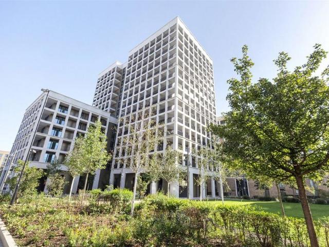Schooner Road, London E16 1 bed flat to rent £2,200 pcm £508 pw