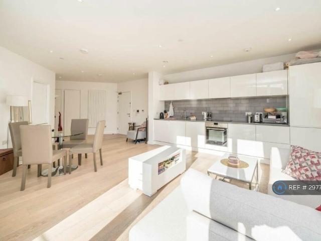 Schooner Road, London, E16 1 bed flat to rent £2,349 pcm £542 pw