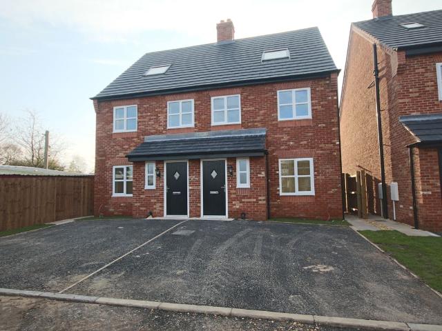 School Close, Croston, Leyland PR26, 4 bed town house to rent, £1,400 pcm | PrimeLocation