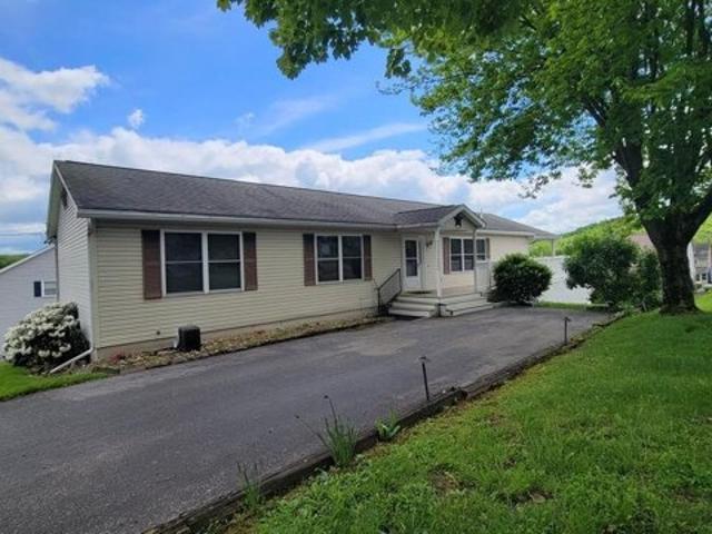 School Ave, Jerome, Home For Sale