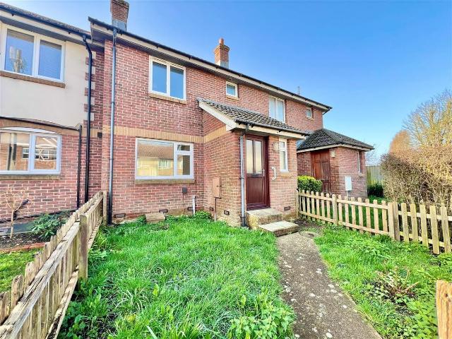 School Green Road, Freshwater PO40, 3 bed semi detached house to rent, £1,100 pcm | PrimeLocation