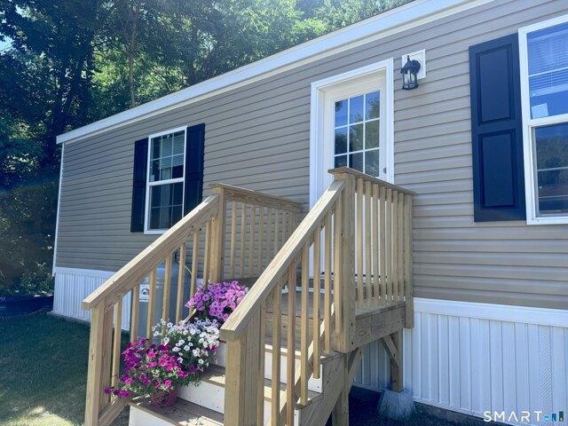 School Ground Rd Trlr,branford, Property For Sale