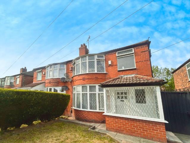School Grove, Manchester, M20 4 bed semi detached house to rent £2,253 pcm £520 pw
