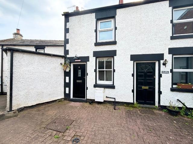 School Hill, Wirral CH60, 2 bed cottage to rent, £1,150 pcm | PrimeLocation