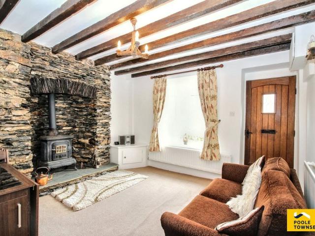 School Hill, Lindale, Grange over sands, LA11 6LE