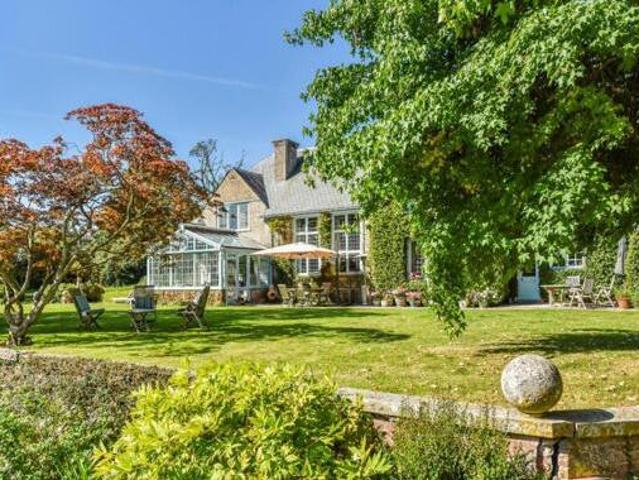 School Hill, Slindon, 4 Bedroom Detached