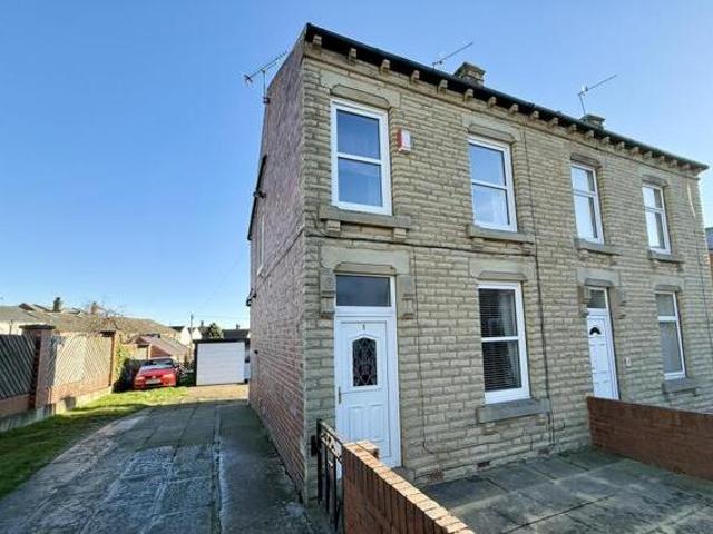 School Lane, The Overcroft, Horbury, 3 Bedroom Semi detached