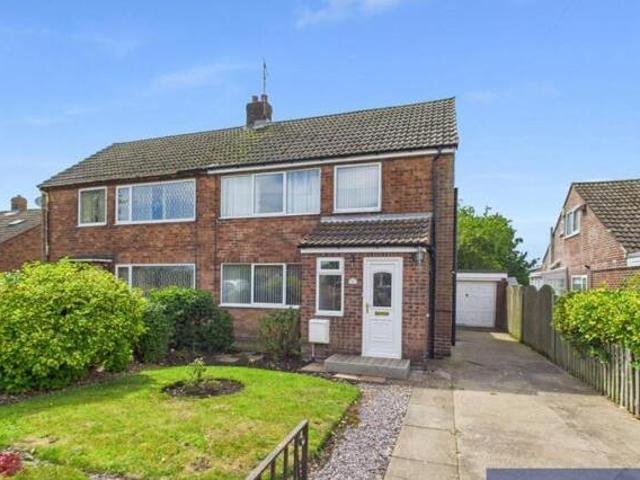 School Lane, Bempton, 3 Bedroom Semi detached
