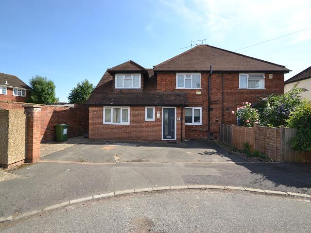 School Lane, Maidenhead SL6, 1 bed flat to rent, £600 pcm | PrimeLocation