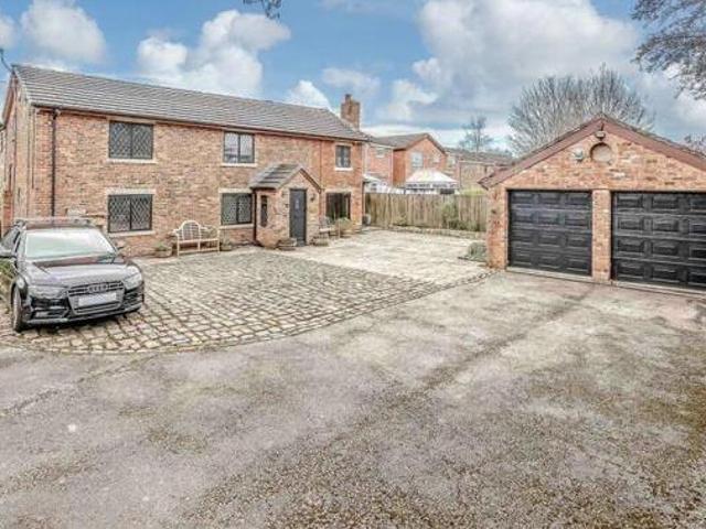 School Lane, Moss Side, 4 Bedroom Detached
