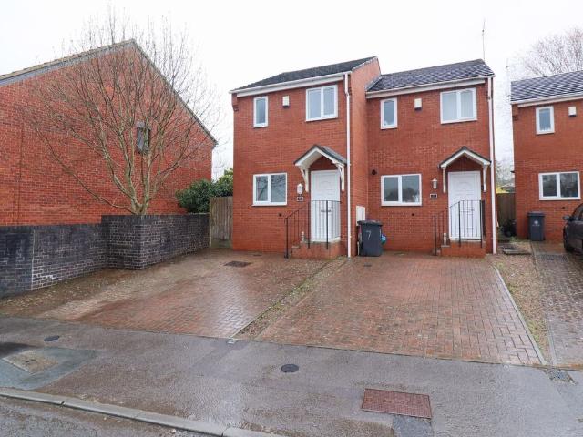 School Mews, Matson GL4, 2 bed property to rent, £1,100 pcm | PrimeLocation