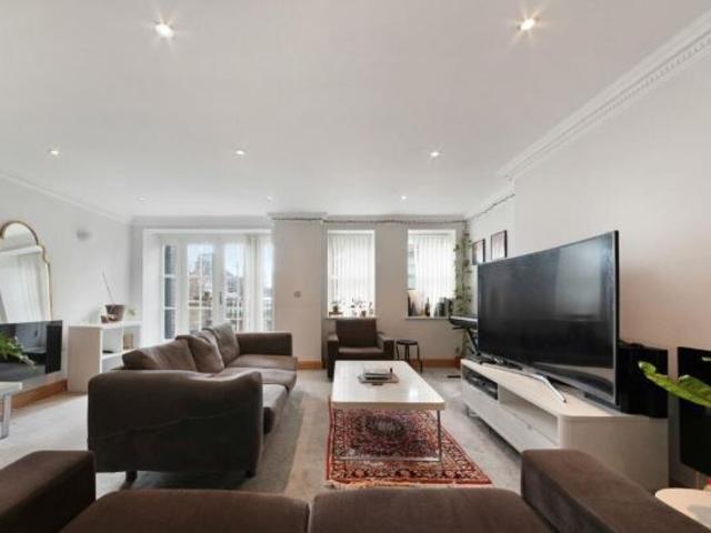 School Mews, Shadwell E1, 3 bed flat to rent, £3,500 pcm | PrimeLocation