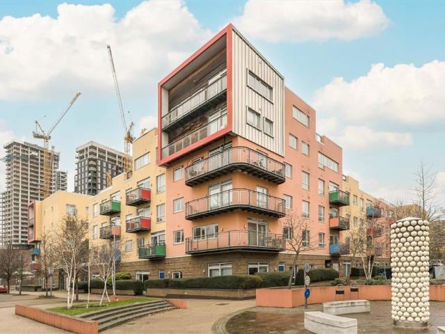 School Square, Greenwich SE10, 1 bed flat to rent, £1,700 pcm | PrimeLocation